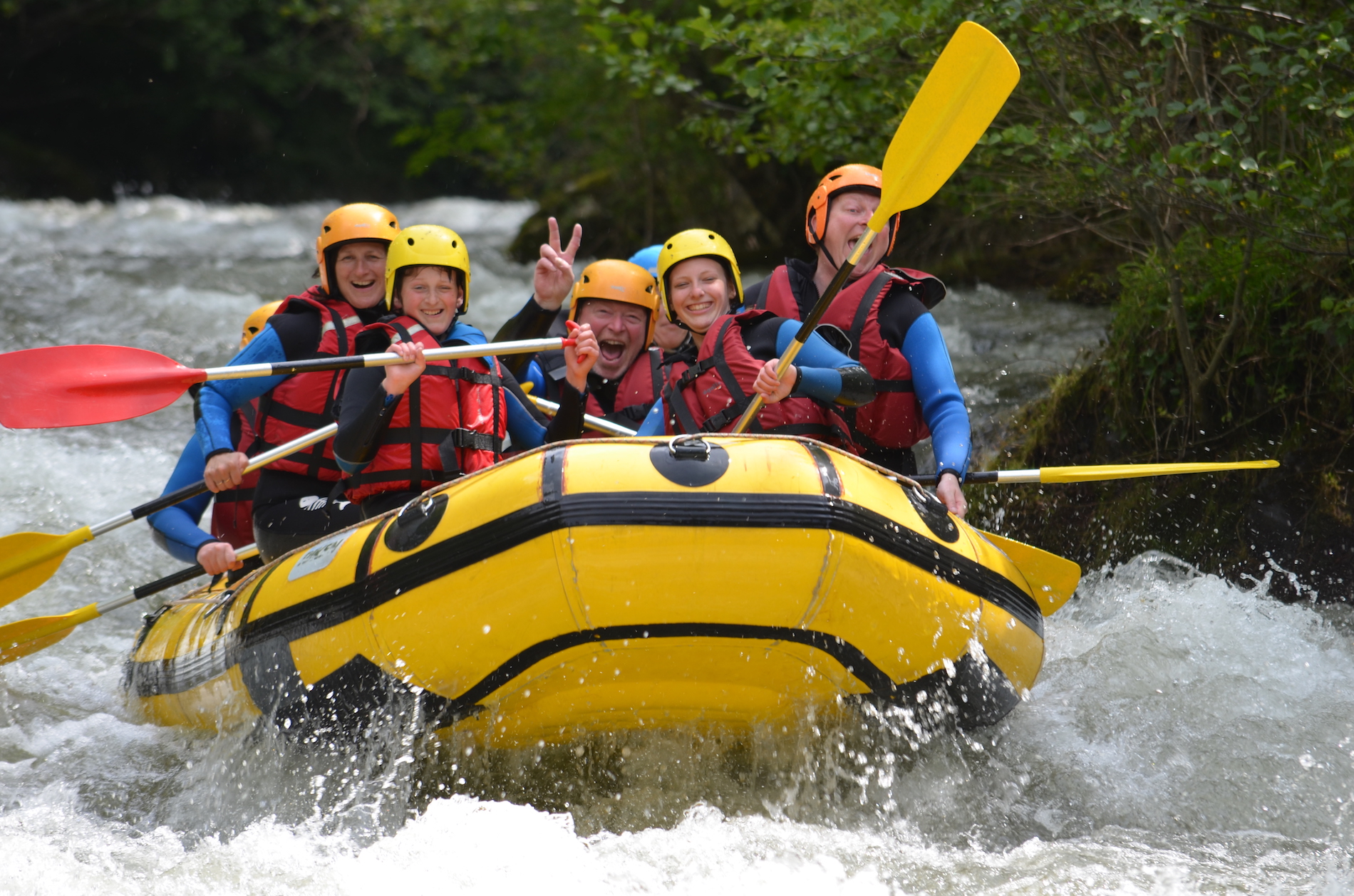 Rafting - Speleteaux.fr le raft ou pneumatique gonflable eaux vives